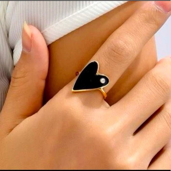 Jewelry | Black Heart Ring With Gold And A Rhinestone Accent | Poshmark